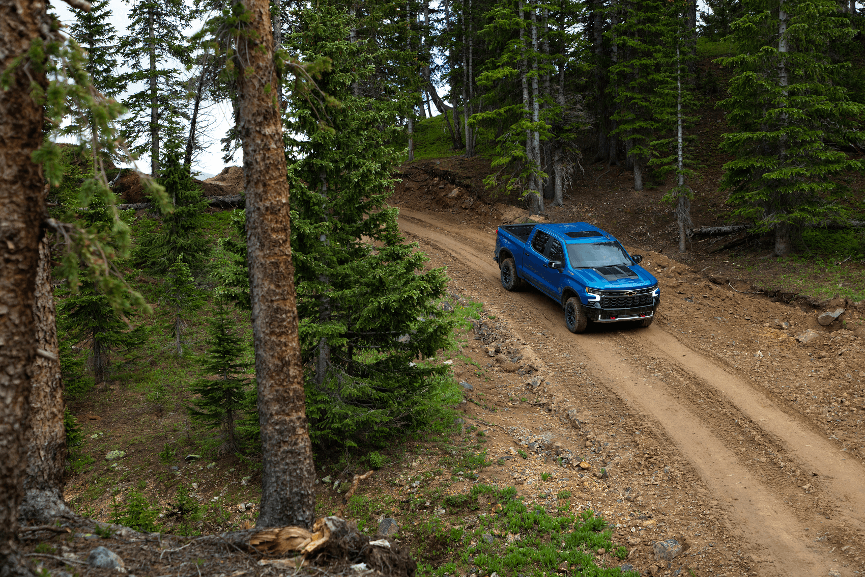 2023 Chevy Silverado 1500 vs Chevy Colorado | Feldman Chevrolet of Livonia